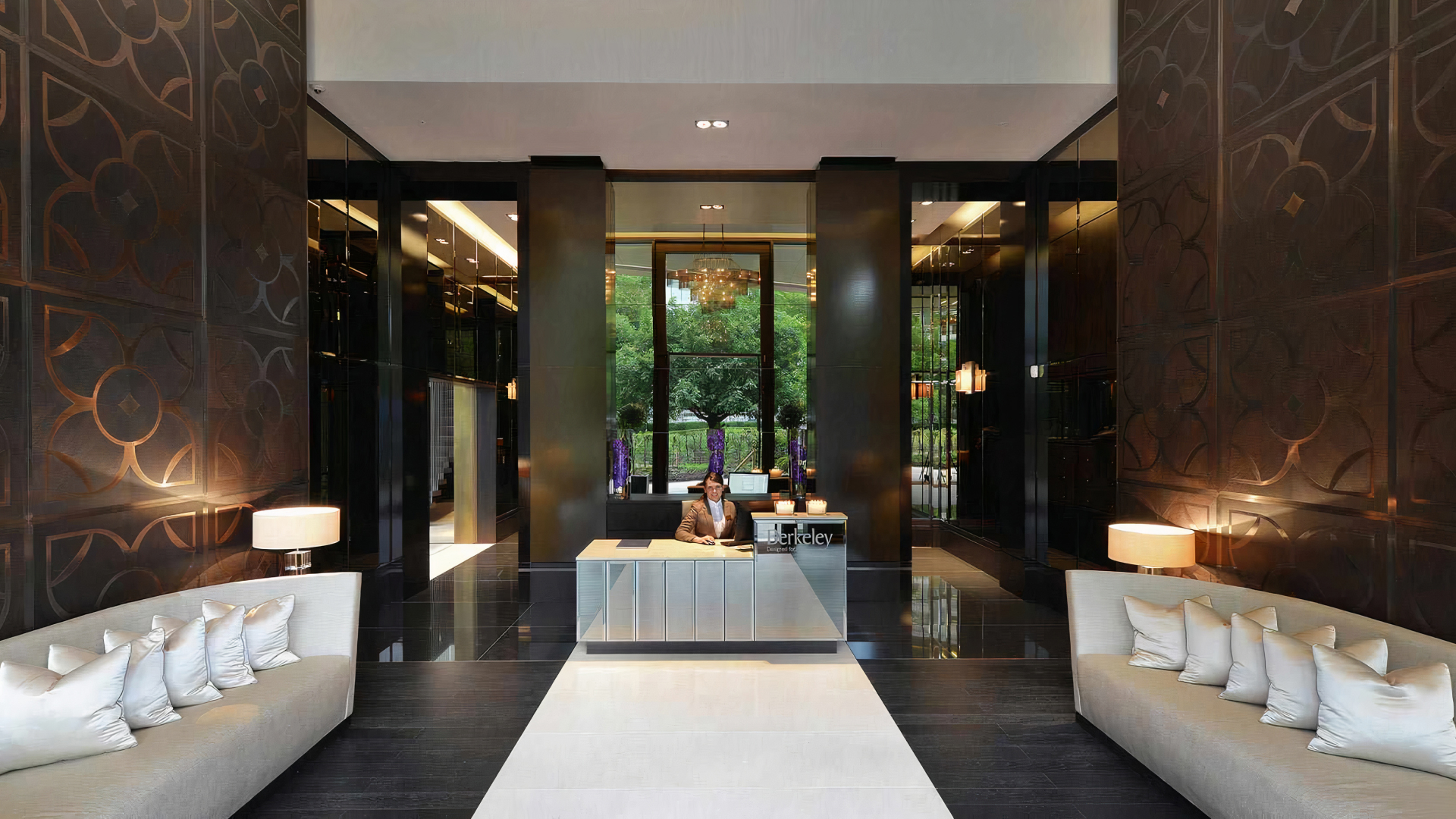 One Tower Bridge is apartments in Southwark in London